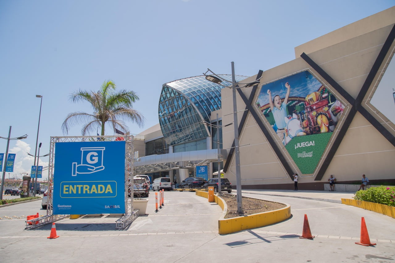 Sambil y Gustazos ponen en funcionamiento el primer "Pick Up Center" de ...