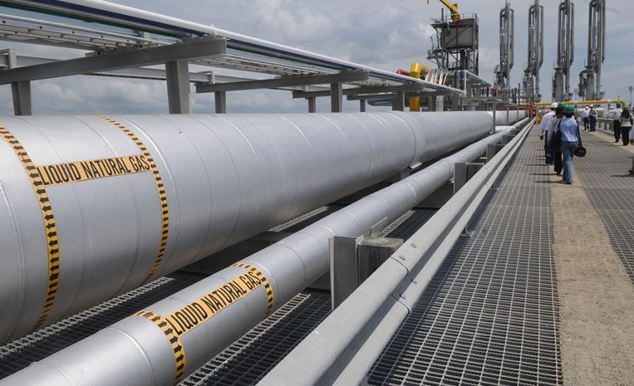 Gas natural lidera por primera vez matriz de generación eléctrica en RD